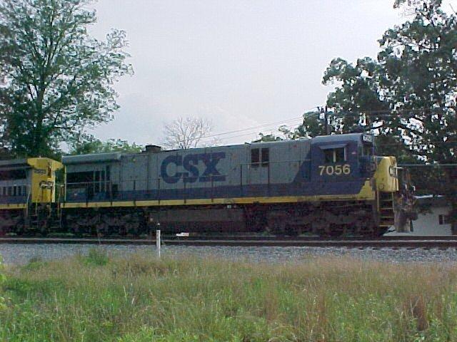 CSX C30-7 7056